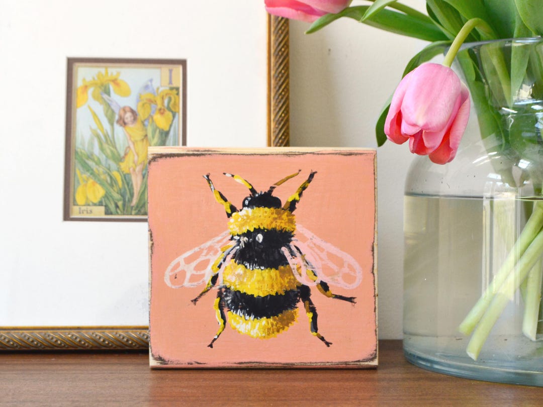 Bumblebee Decor, Bumble Bee Artwork, Insect Art, Bumblebee Sign, Bee ...