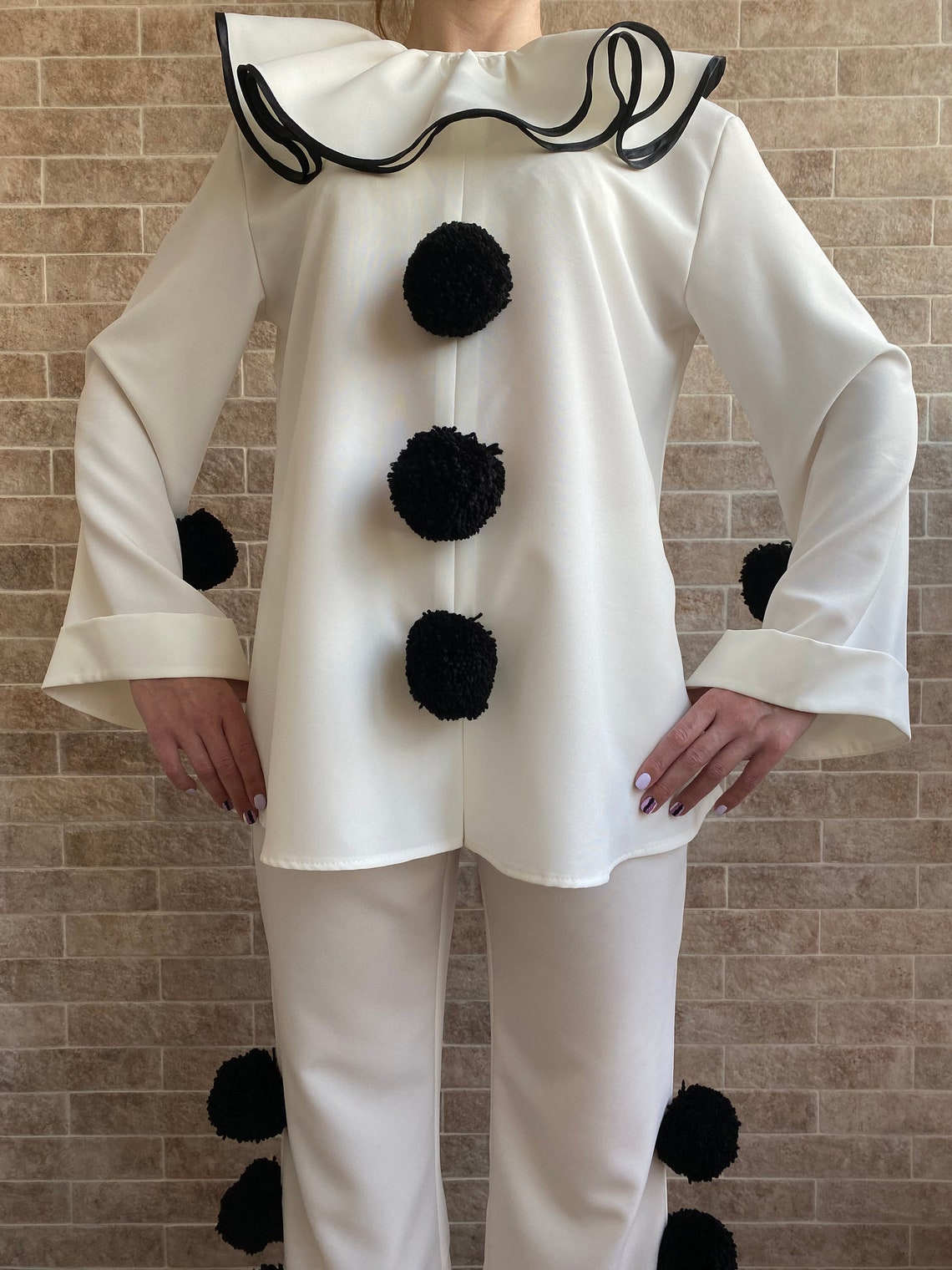 Pierrot costume Pierrot collar Clown costume White Black | Etsy