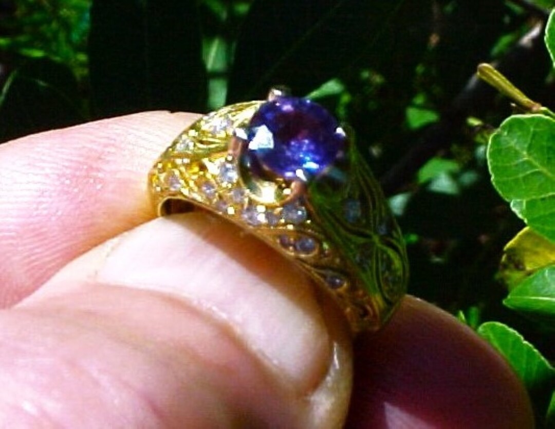 Vintage Chinese 22 Karat Hand Chased Design Gold and Sapphire - Etsy