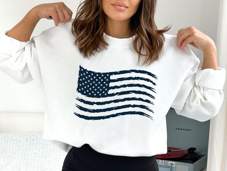 Distressed American Flag SVG Bundle, 4th of July Svg, Tattered USA Flag ...