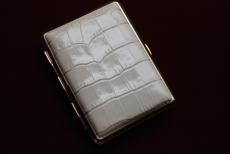 Embossed Eggshell Patent Leather Croc Case - Etsy