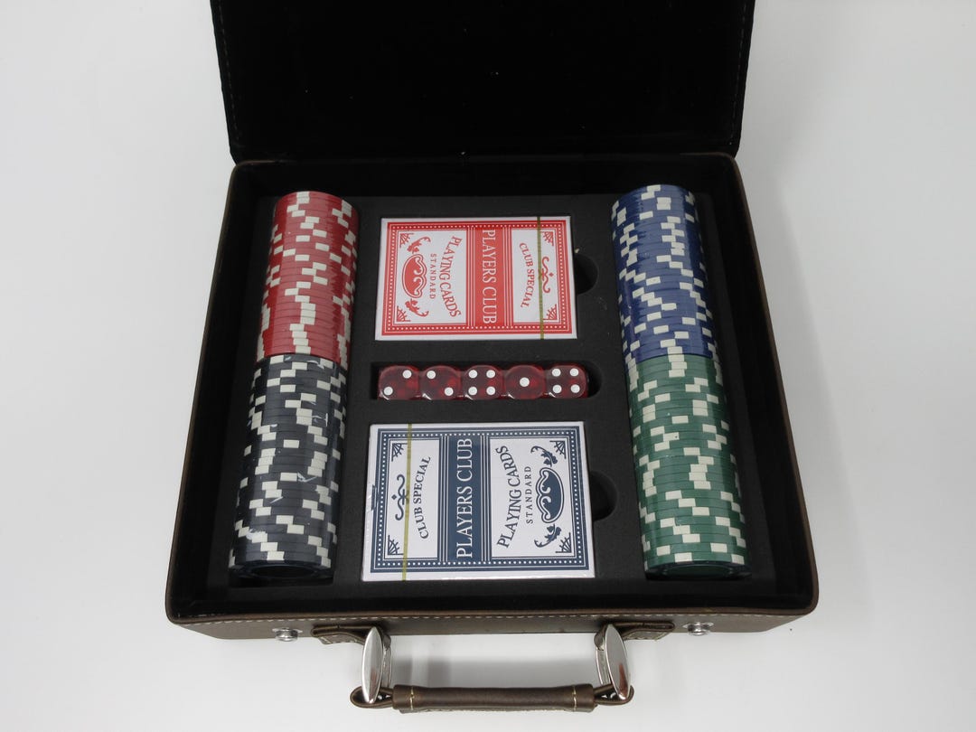 Poker Chip Set Leatherette Rustic Brown 2 Decks of Cards, 5 Dice, 100 ...