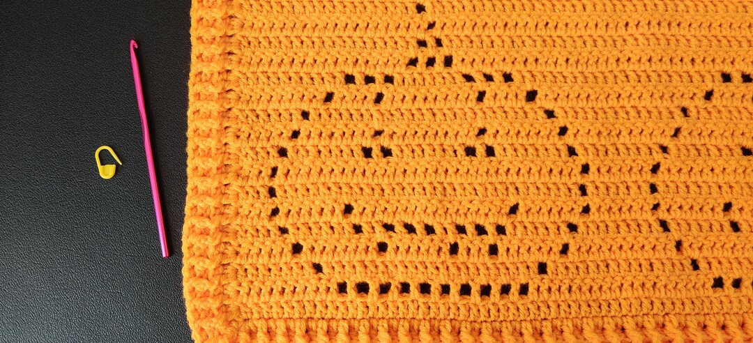 Spooky Pumpkin Filet Crochet Blanket, Halloween Special, Downloadable ...