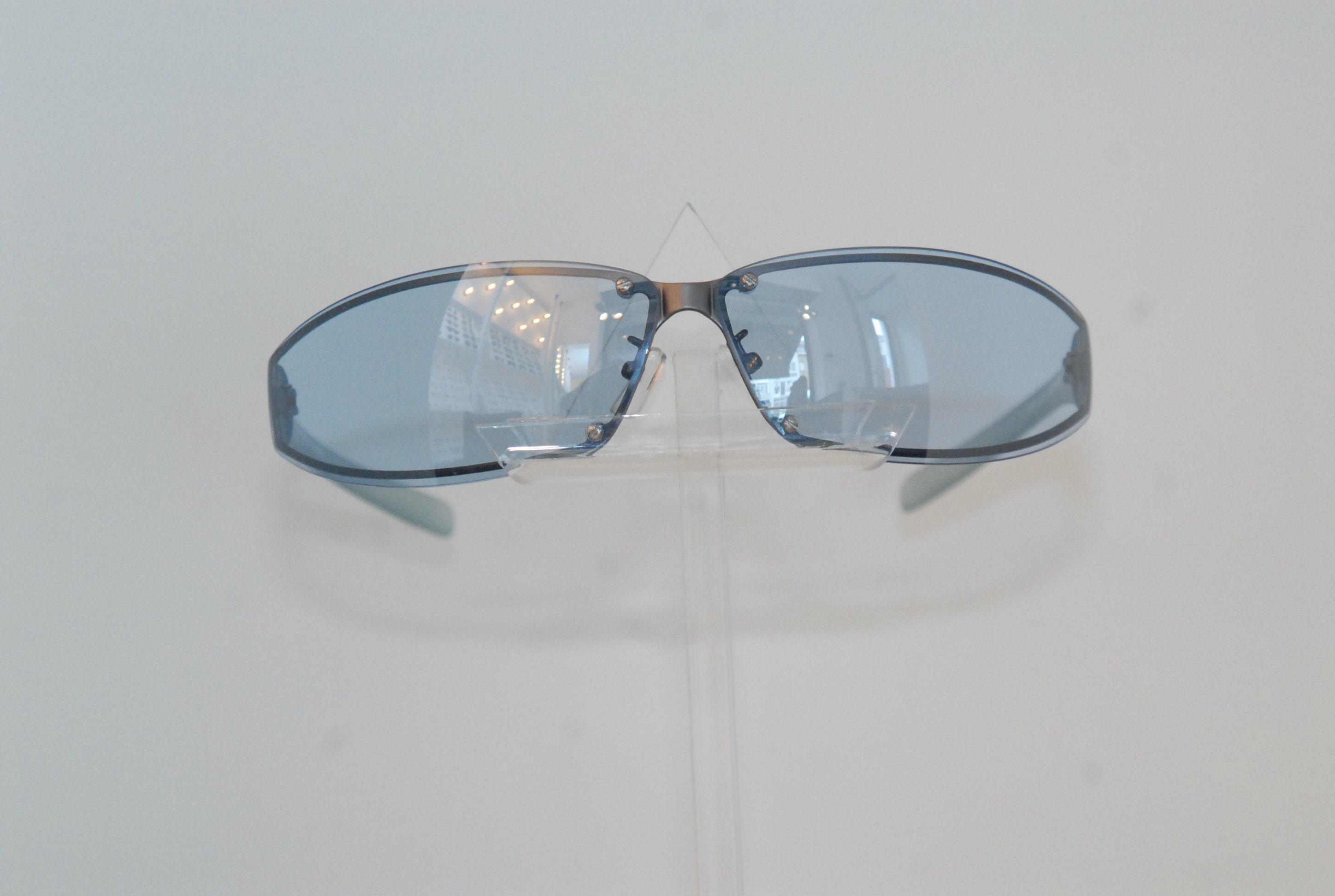 Coco Lunettes Gwen Gallagher Eye-wear; Protective Curved Metallic Face ...