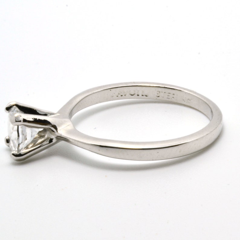 Avon Sterling Cubic Zirconia CZ Solitaire Ring Size 7.75 - 925 Silver ...