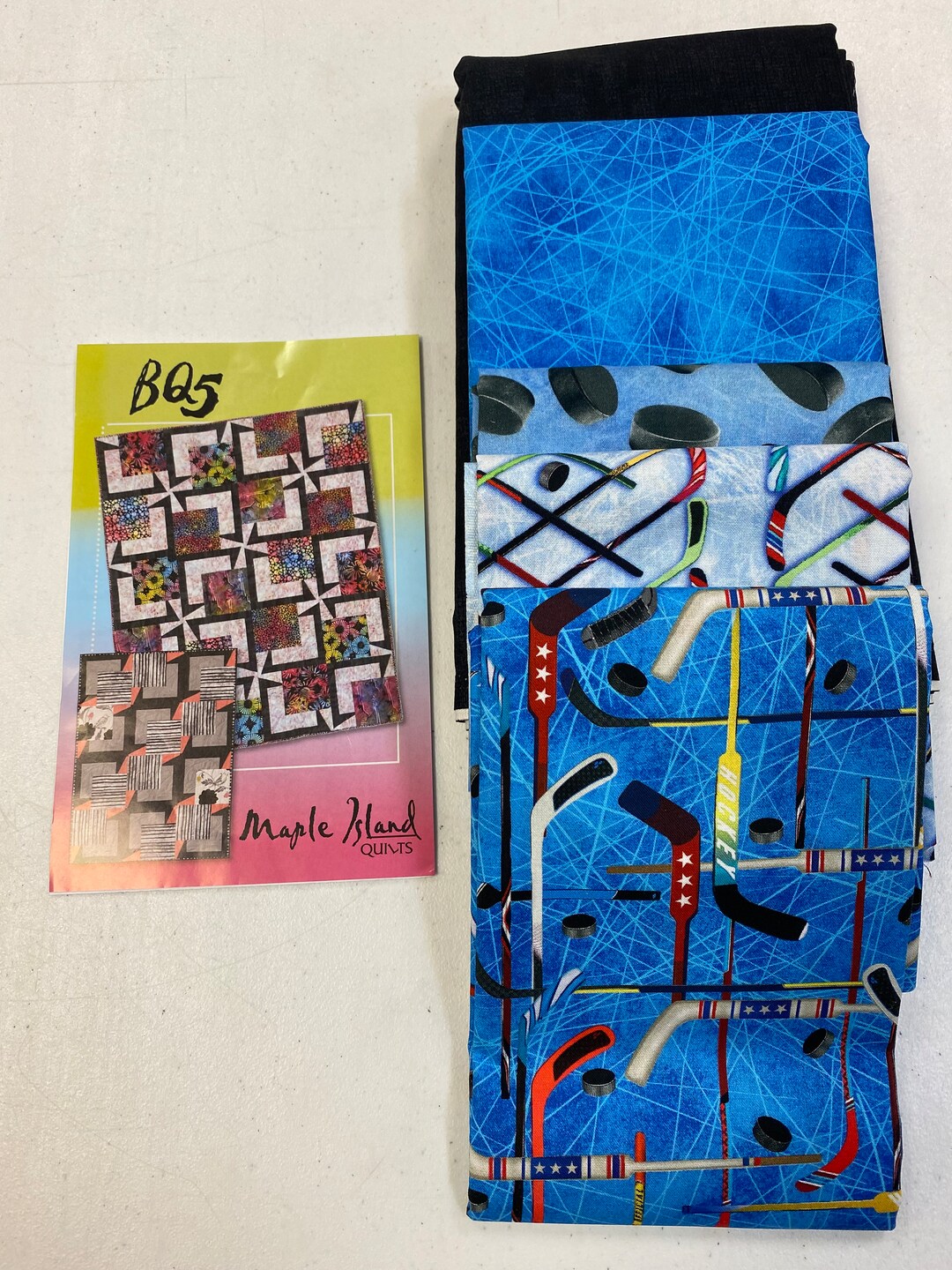 BQ5 Hockey Quilt Kit - Etsy