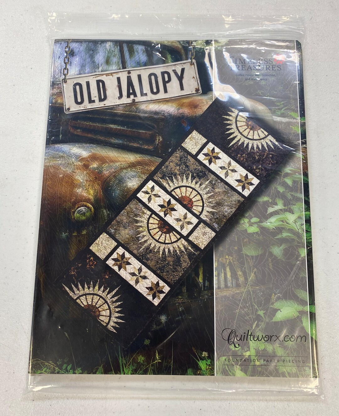 JNQ00275P19 Old Jalopy Table Runner by Quiltworx Judy Niemeyer - Etsy