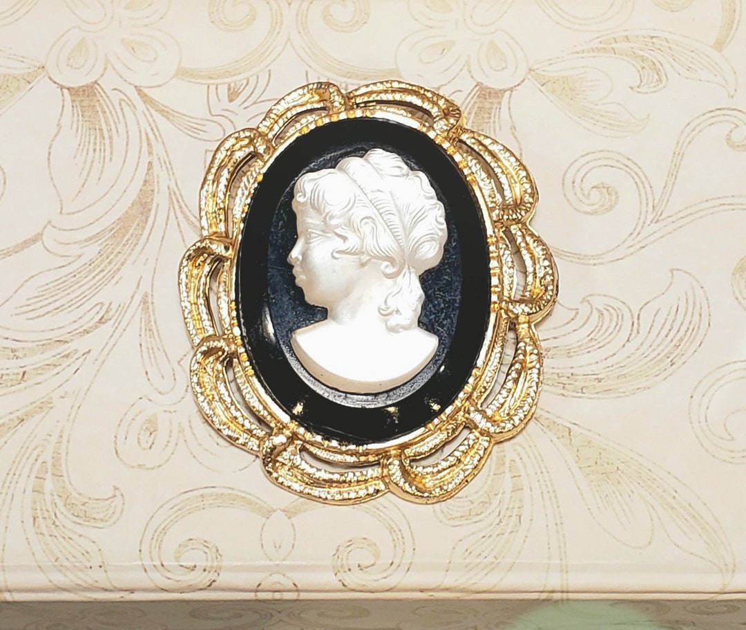 Vintage Ornate Black Oval Cameo Iridescent Brooch Pendant - Etsy