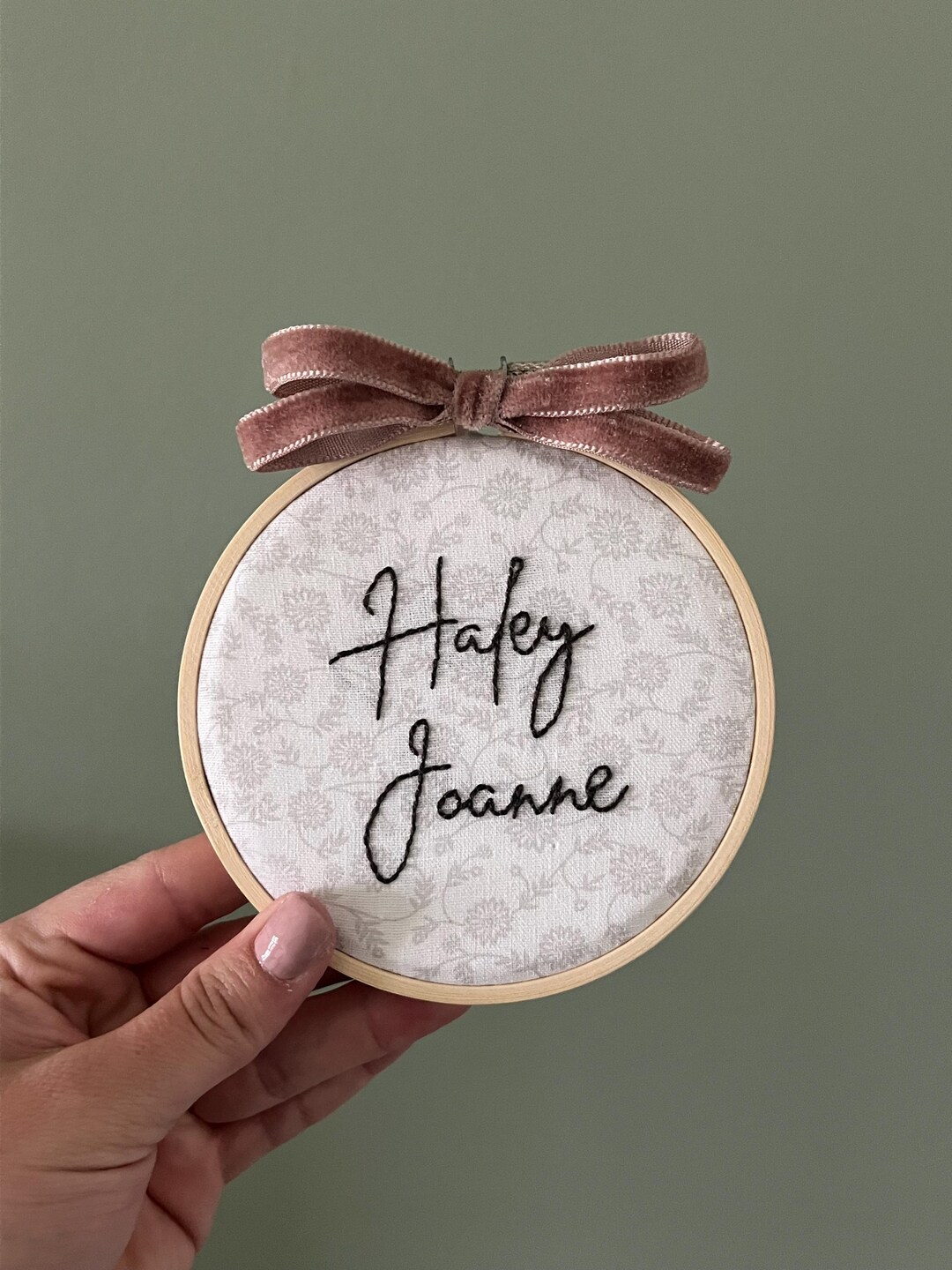 Hand Embroidered Name Hoop: Custom Nursery Decor, Baby Announcement - Etsy