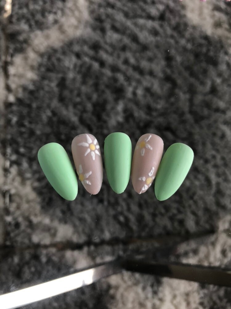 Spring Flowers Nails Mint Green Nails Press on Nails Set | Etsy