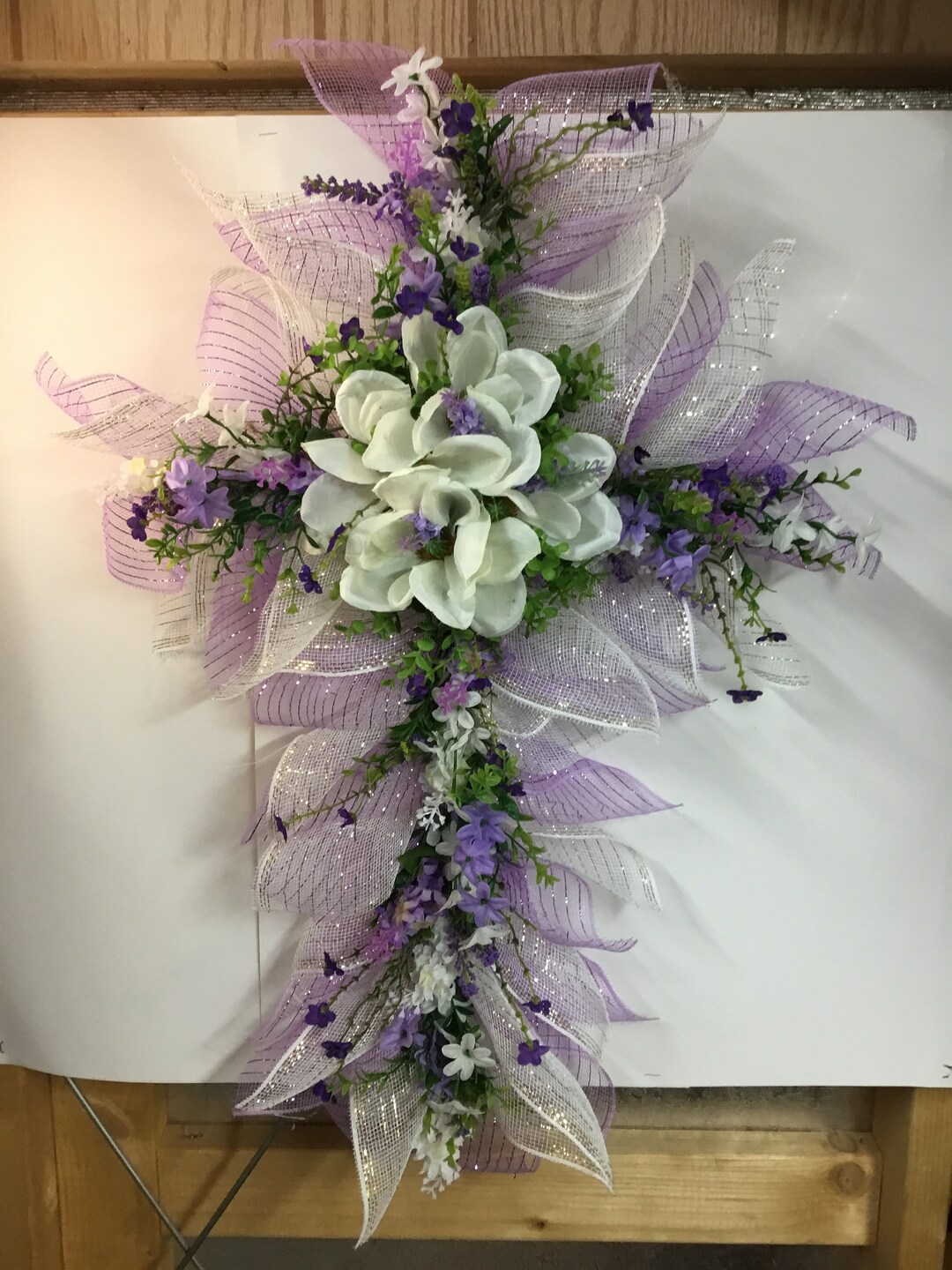 Easter Cross, Cross, Deco mesh cross, Cross door hanger, Cross Wall ...