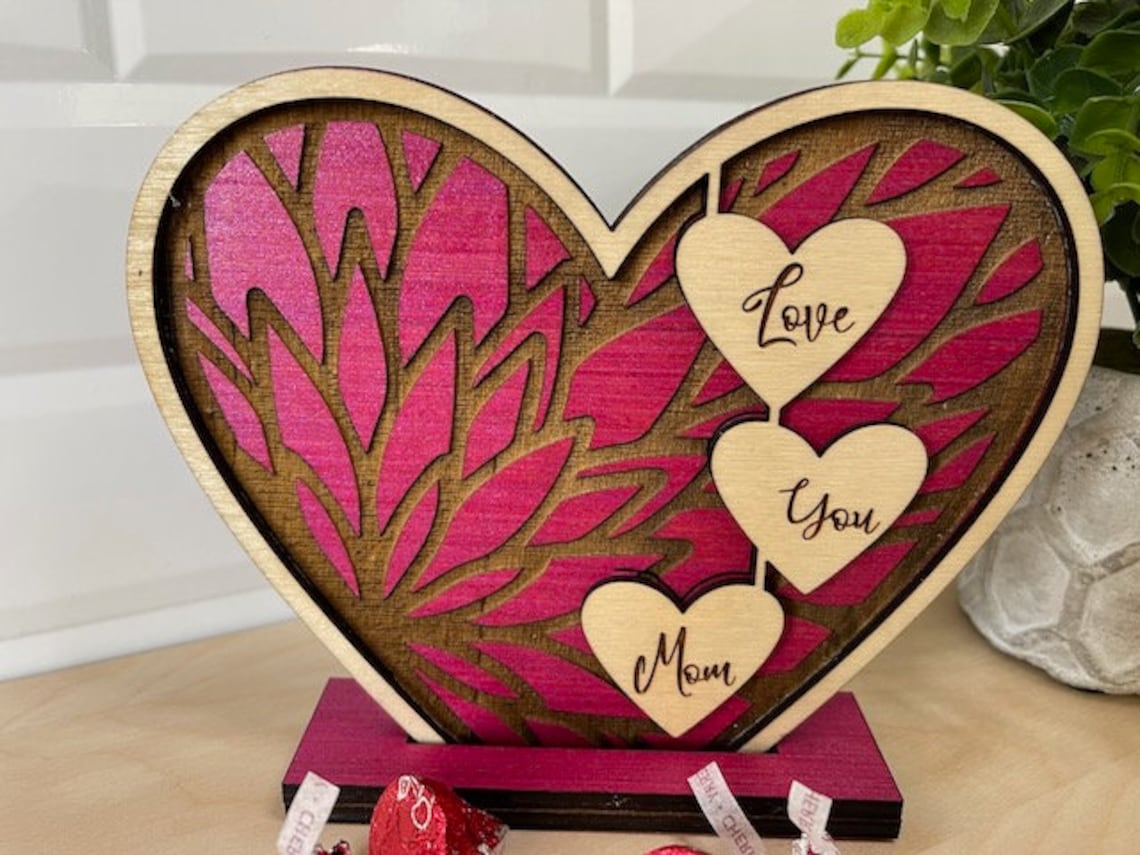Heart Display Stand With Customizable Names — Digital File - Etsy