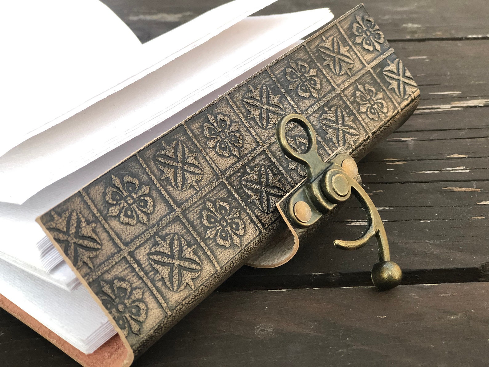 Embossed Leather Journal 7x5 Handmade Leather Notebook - Etsy