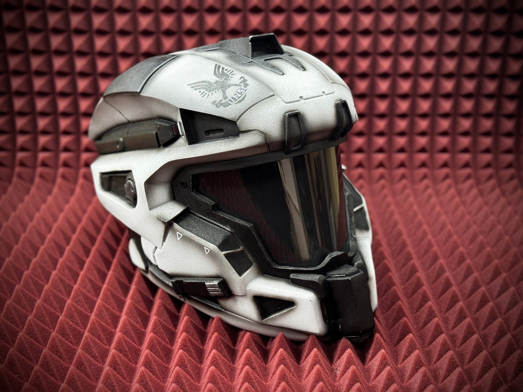 Super Durable Operator Helmet any Painting of the Finished Helmet is ...
