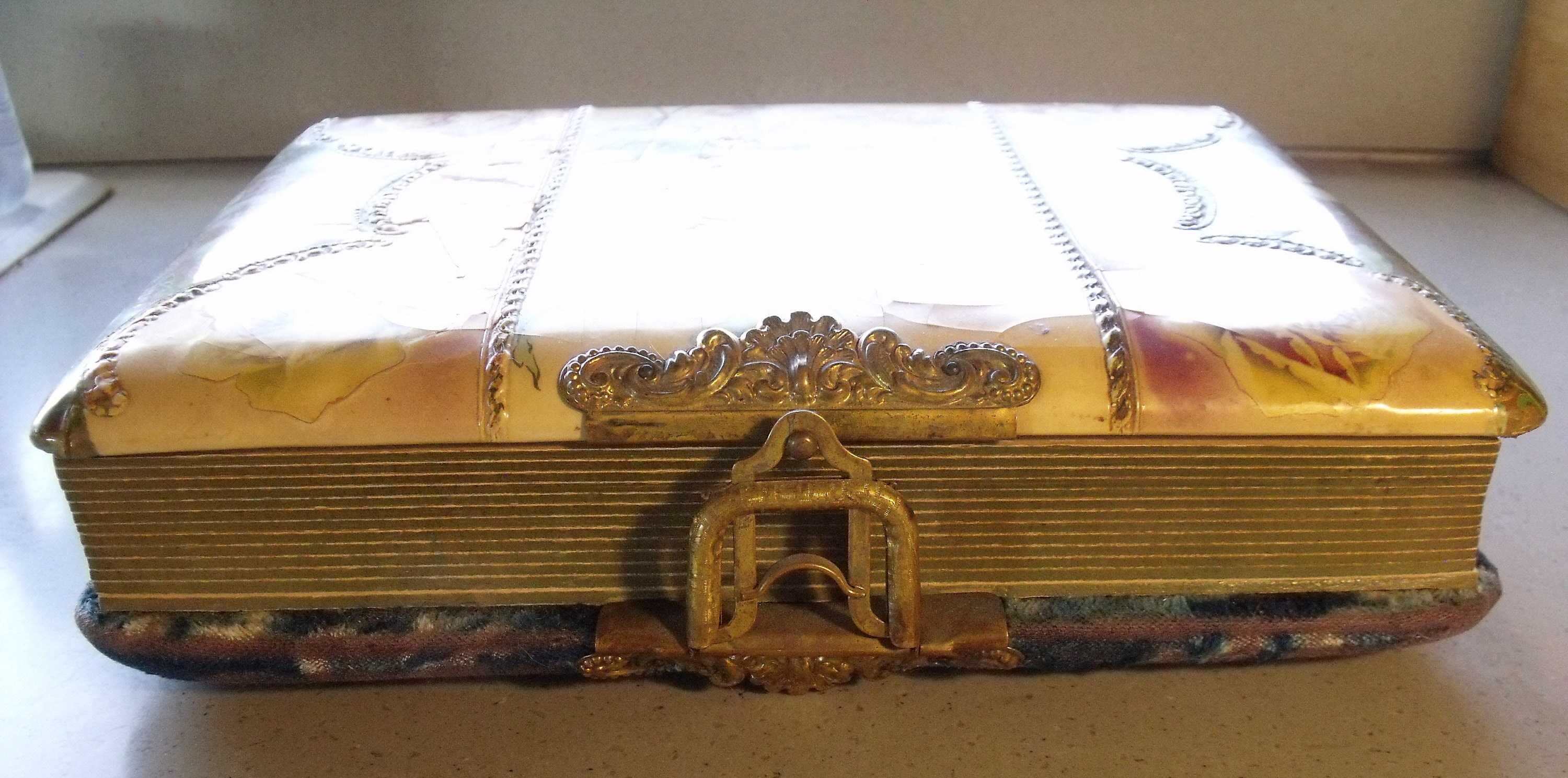 Antique Latching Photograph Album - Etsy