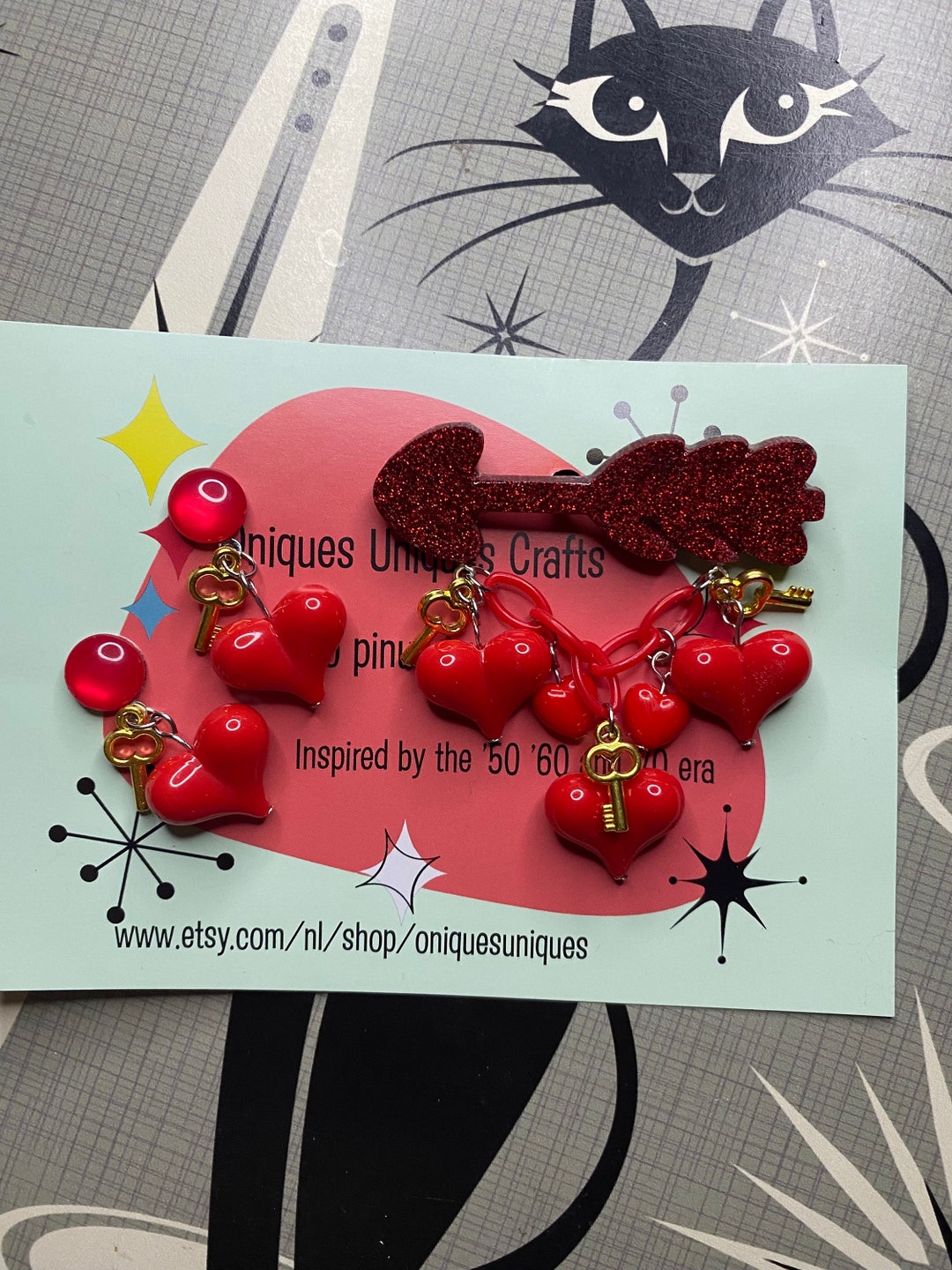 Bakelite Vintage Valentine Heart Arrow Brooch Novelty Vintage Inspired ...