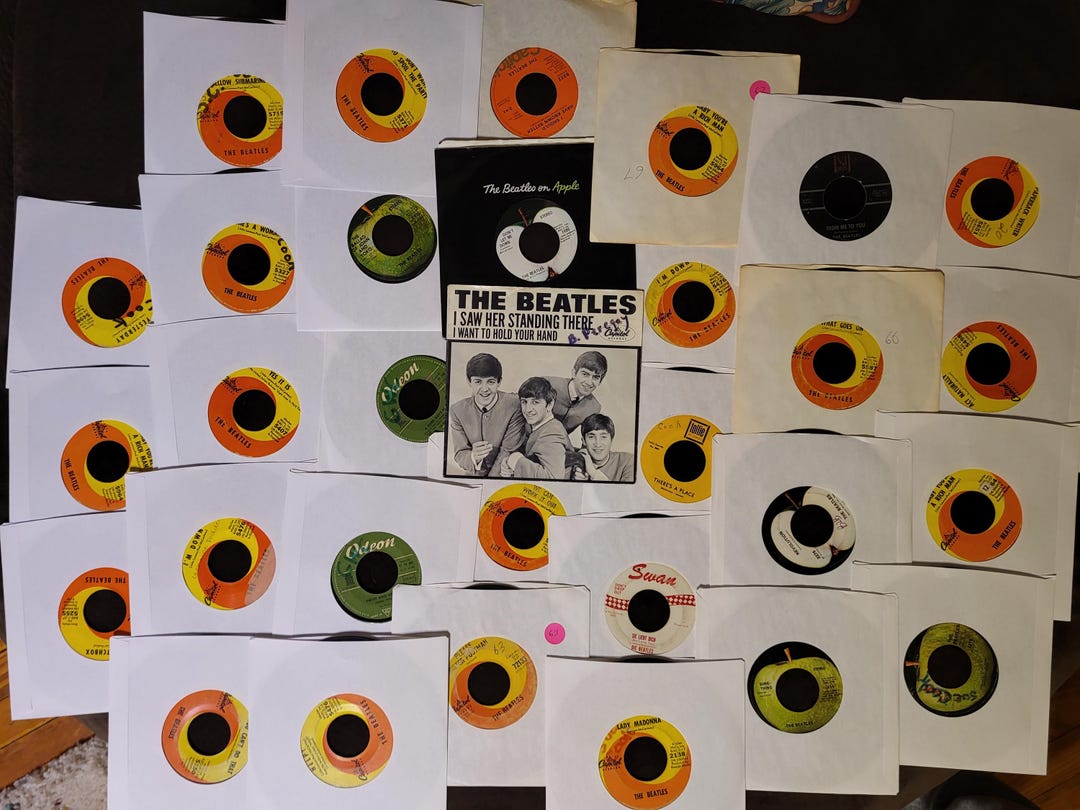 Lot of 31 Beatles 45s 7" Record Album Vinyl 45rpm Stereo Pop Rock Male ...