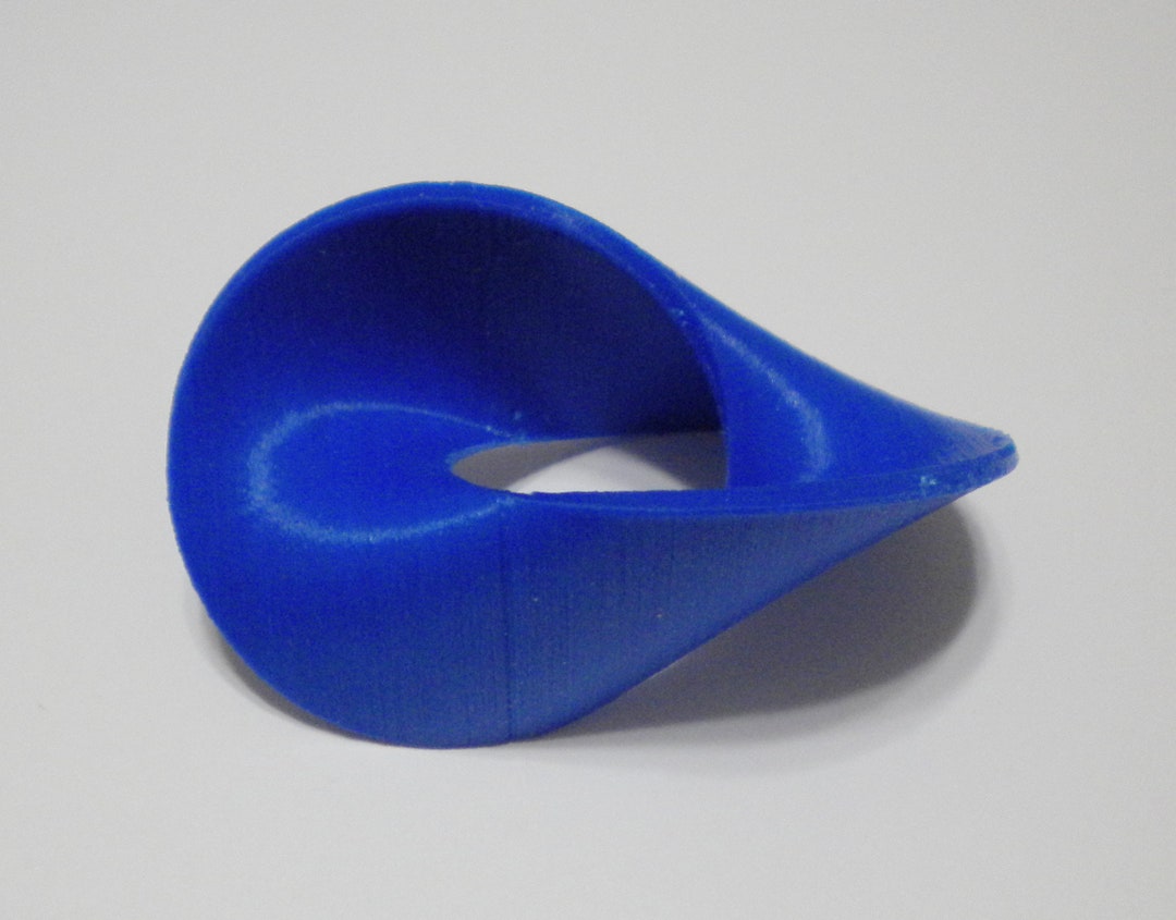 3D Printed Toy anti Oloid With Uniform Thickness Wobbling Motion Home ...