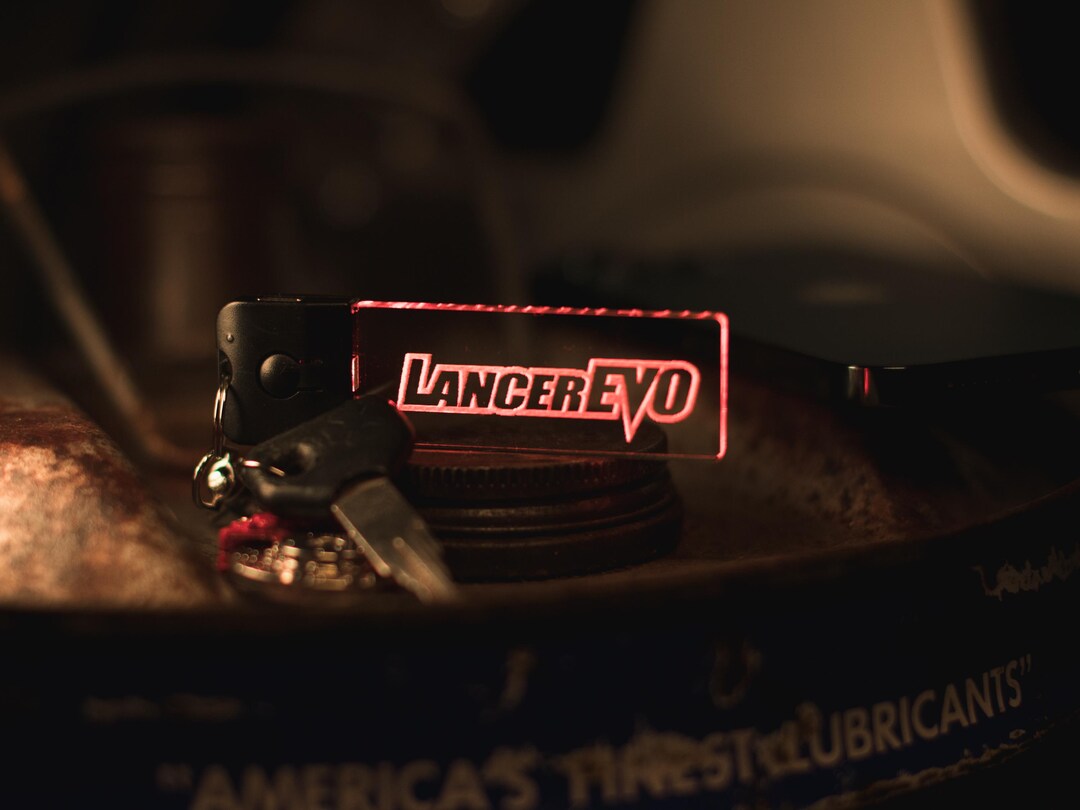 Mitsubishi Lancer EVO LED Keychain – USB Rechargeable, 7-color Light ...