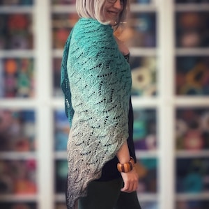 Flames Shawl Knitting Pattern, Triangular Shawl Digital Pattern, Chart and ENG Written ...