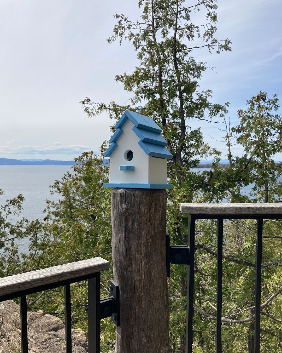Traditional Recycled Poly Lumber Birdhouse, White With Sky Blue Roof - Etsy