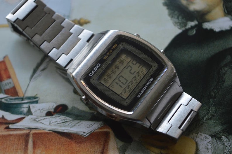 Casiotron Worldtime Vintage Watch. Retro Seiko Casio Omega - Etsy