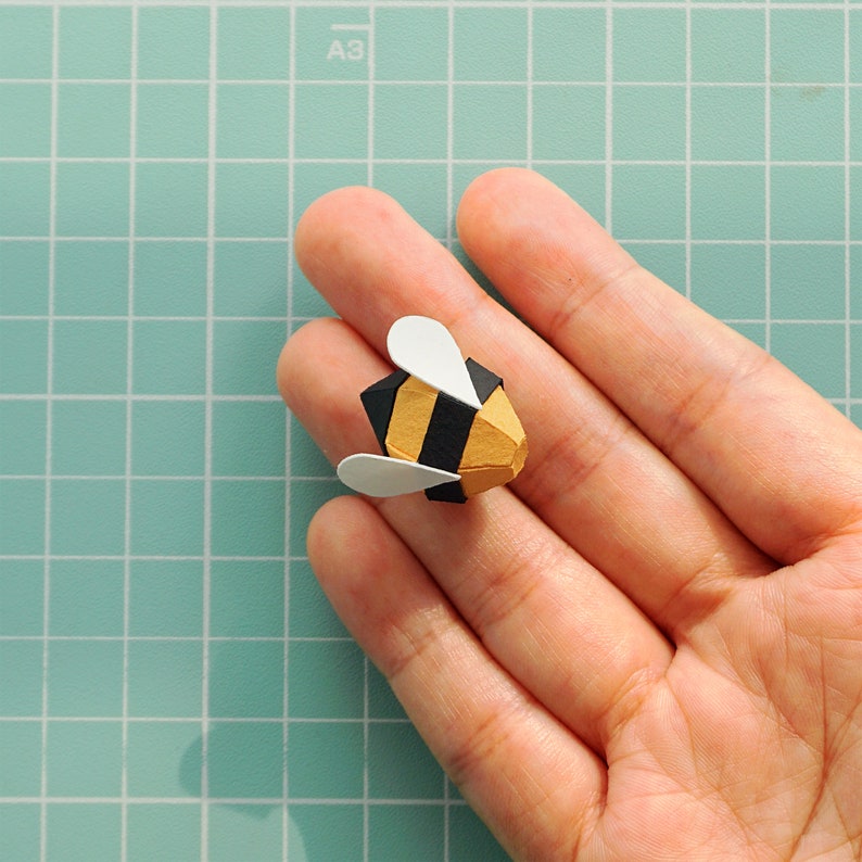 3D Paper Beehive Template With Bees (SVG, DXF, PDF) - Etsy