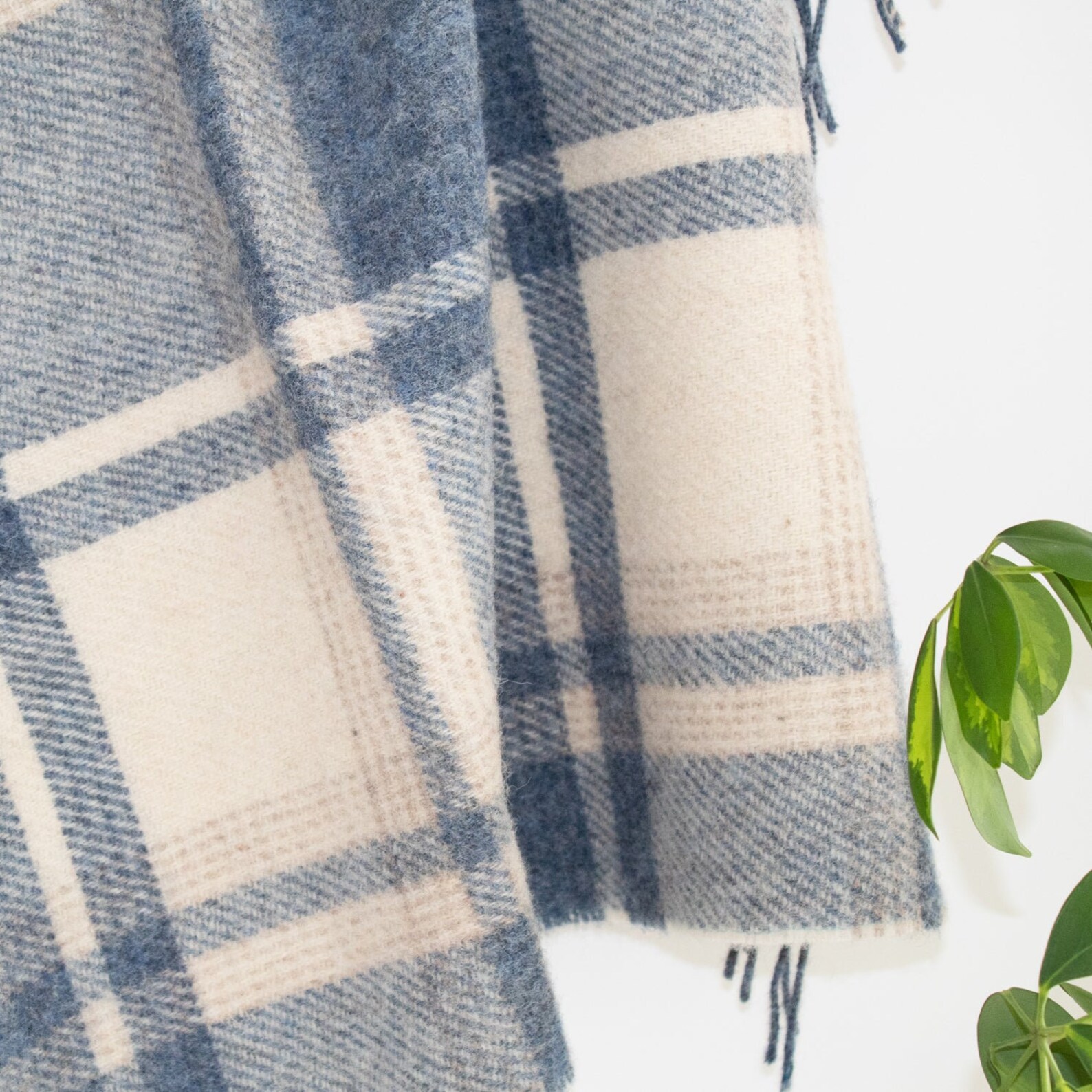 Blue & Cream Check Large Wool Blanket - Etsy Canada