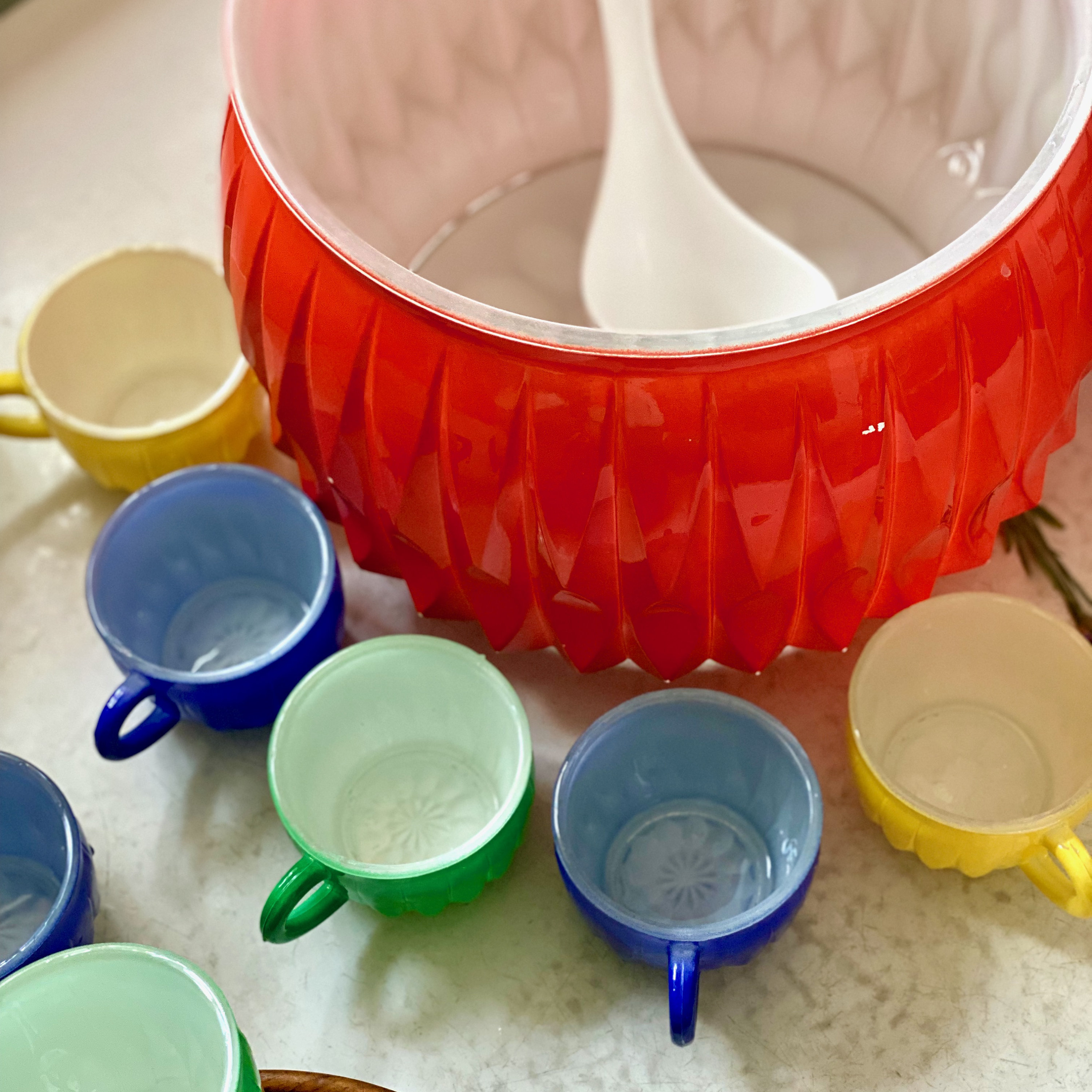 Slick and Sassy Punch Set by the Jeanette Glass Company // Mid Century ...