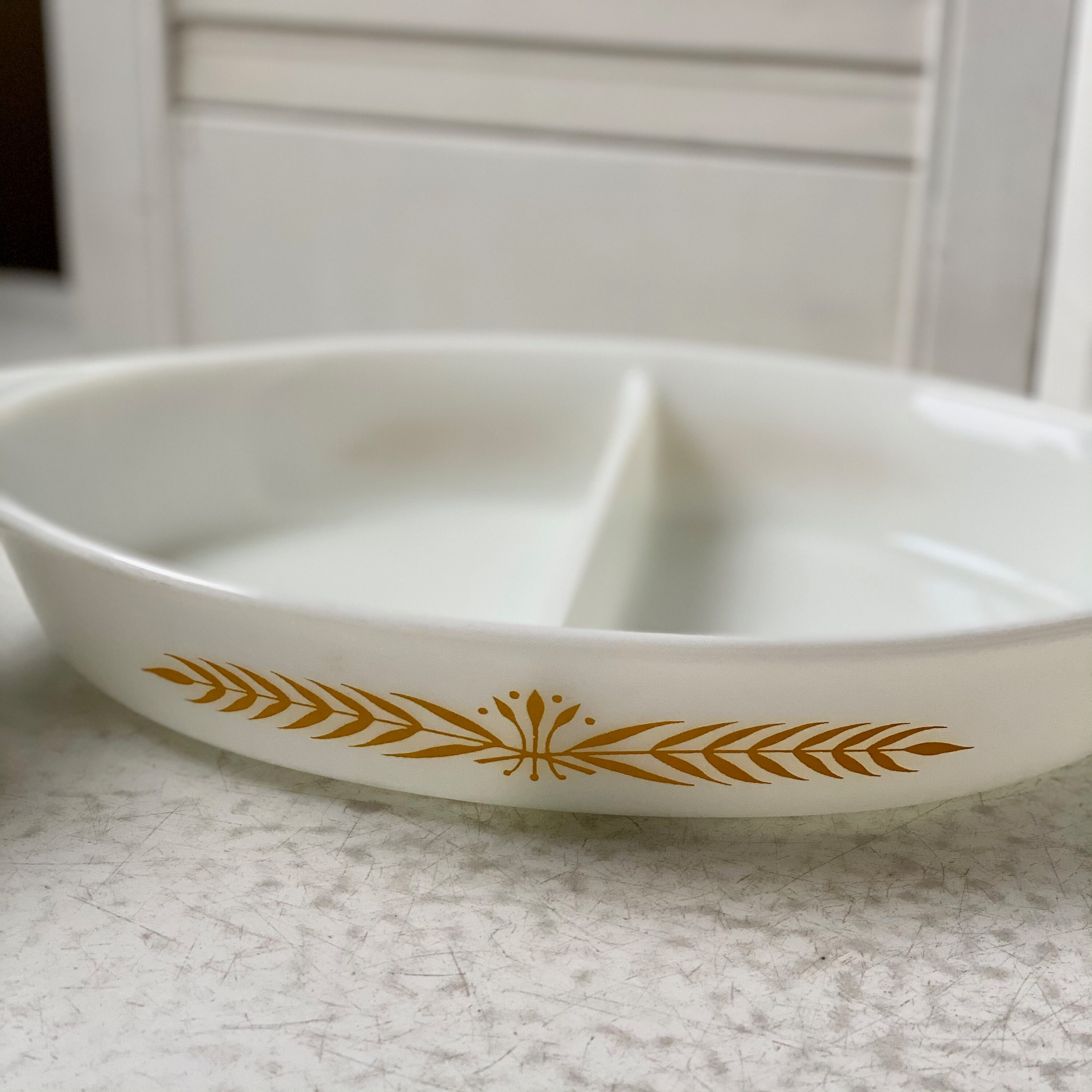 Pyrex Divided 1.5 Quart Divided Casserole Dish in Royal Wheat | Etsy