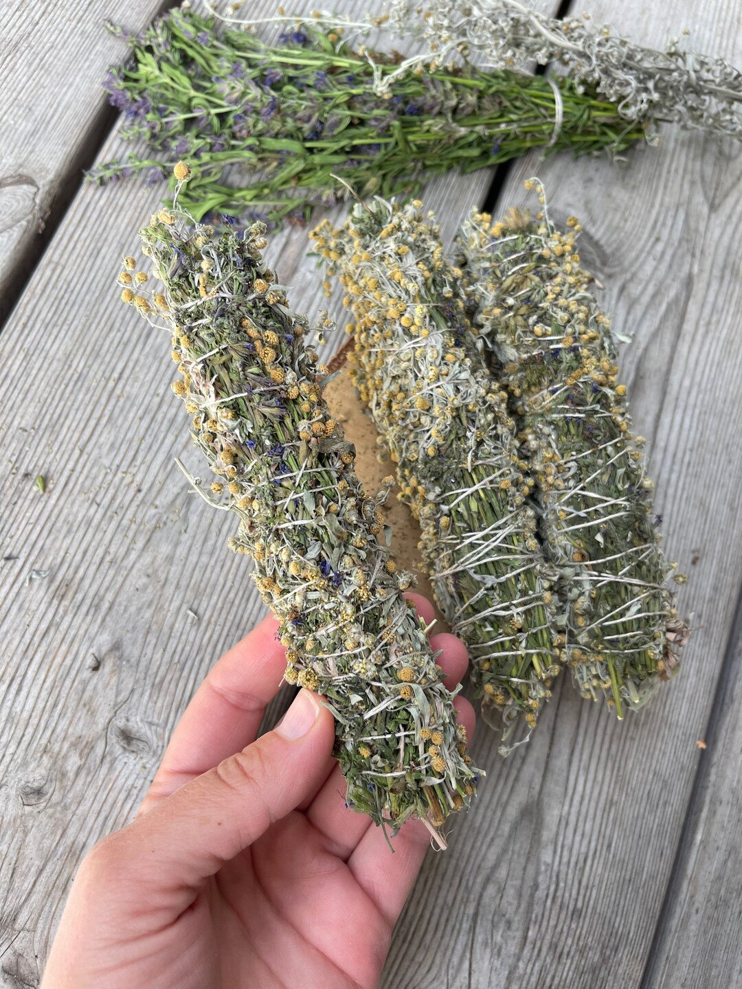 Handmade Wormwood and Hyssop Smudge Stick – Herbal Incense - Etsy