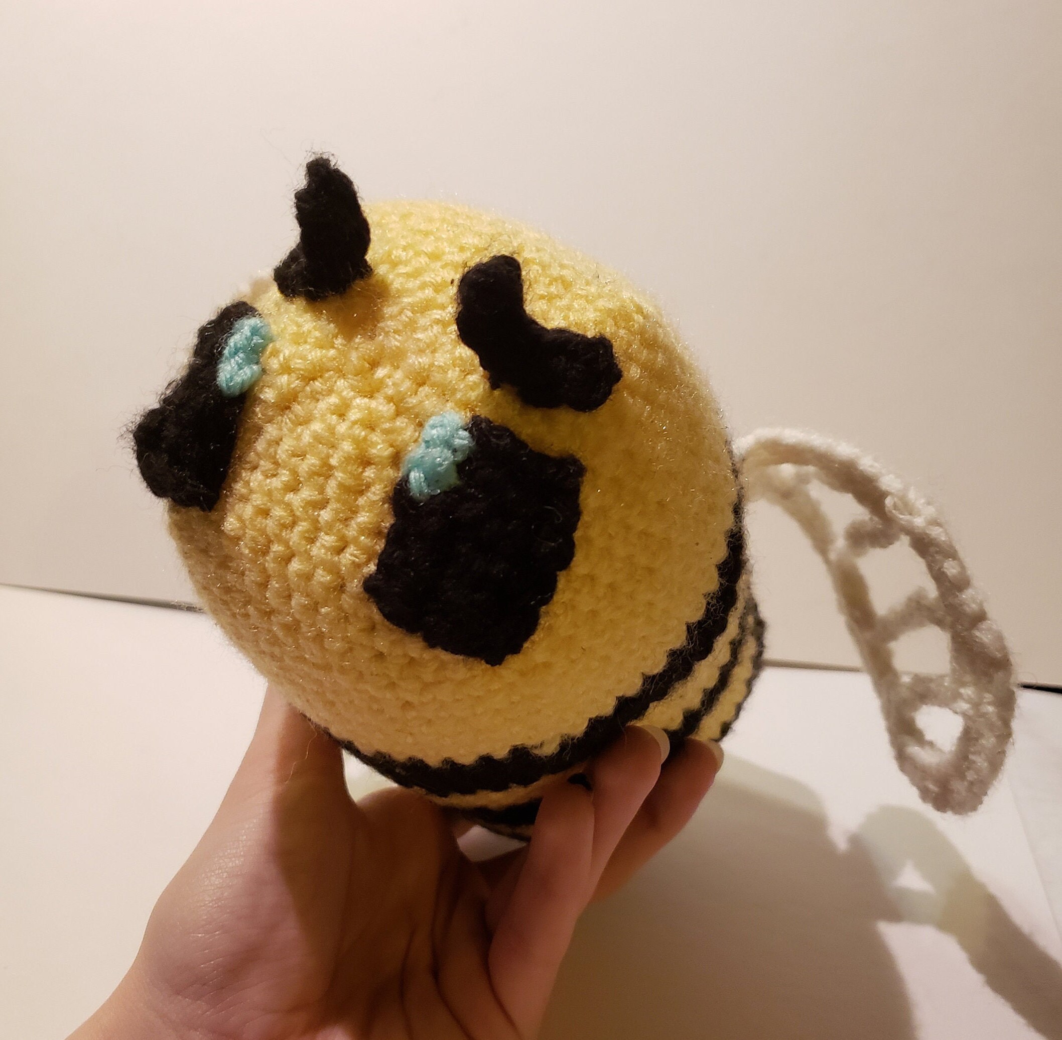 Toys Stuffed Animals & Plushies Toys & Games Minecraft Bee plush ...