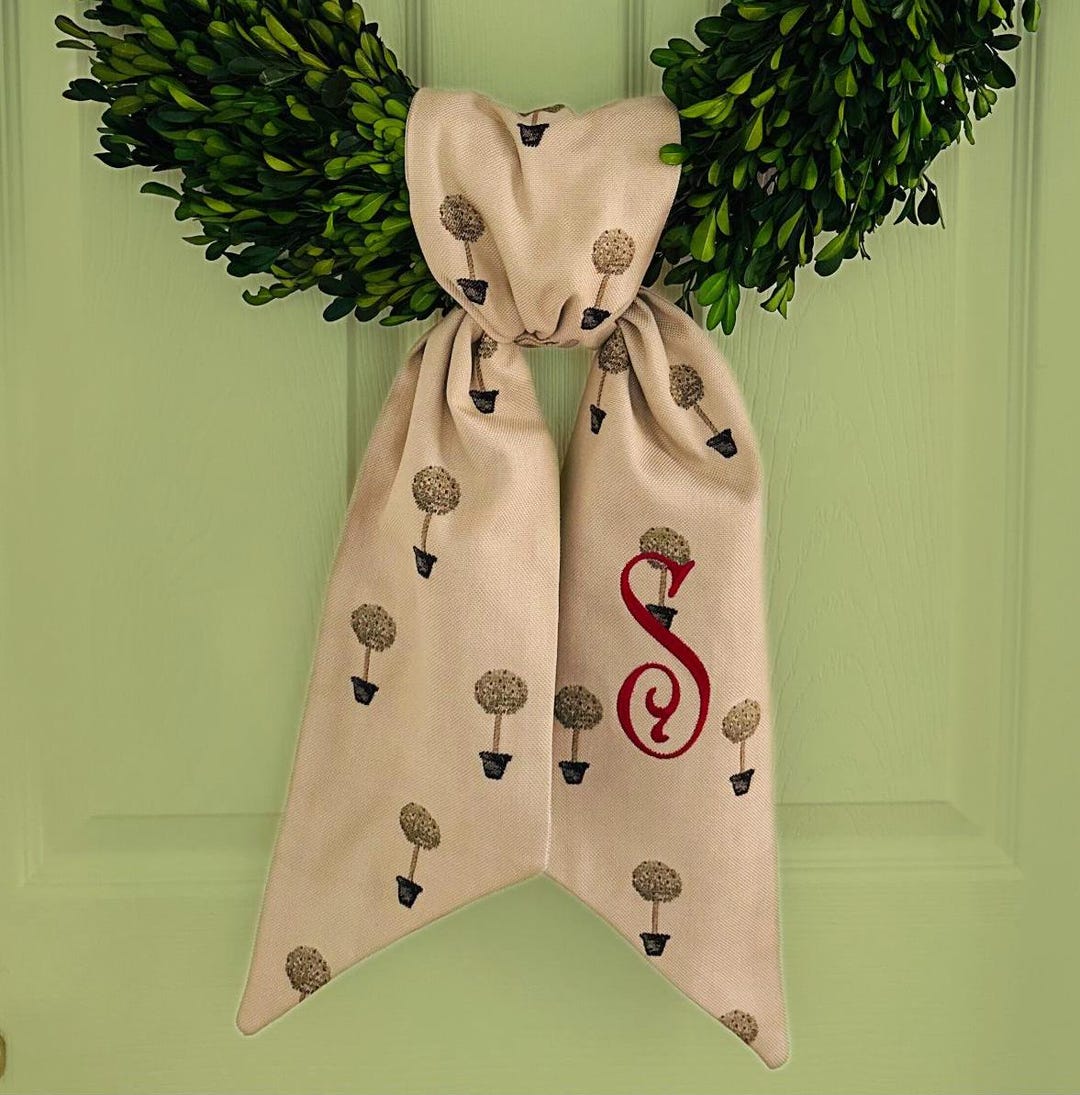 Monogram Christmas Boxwood Wreath Sash for Front Door, Personalized ...