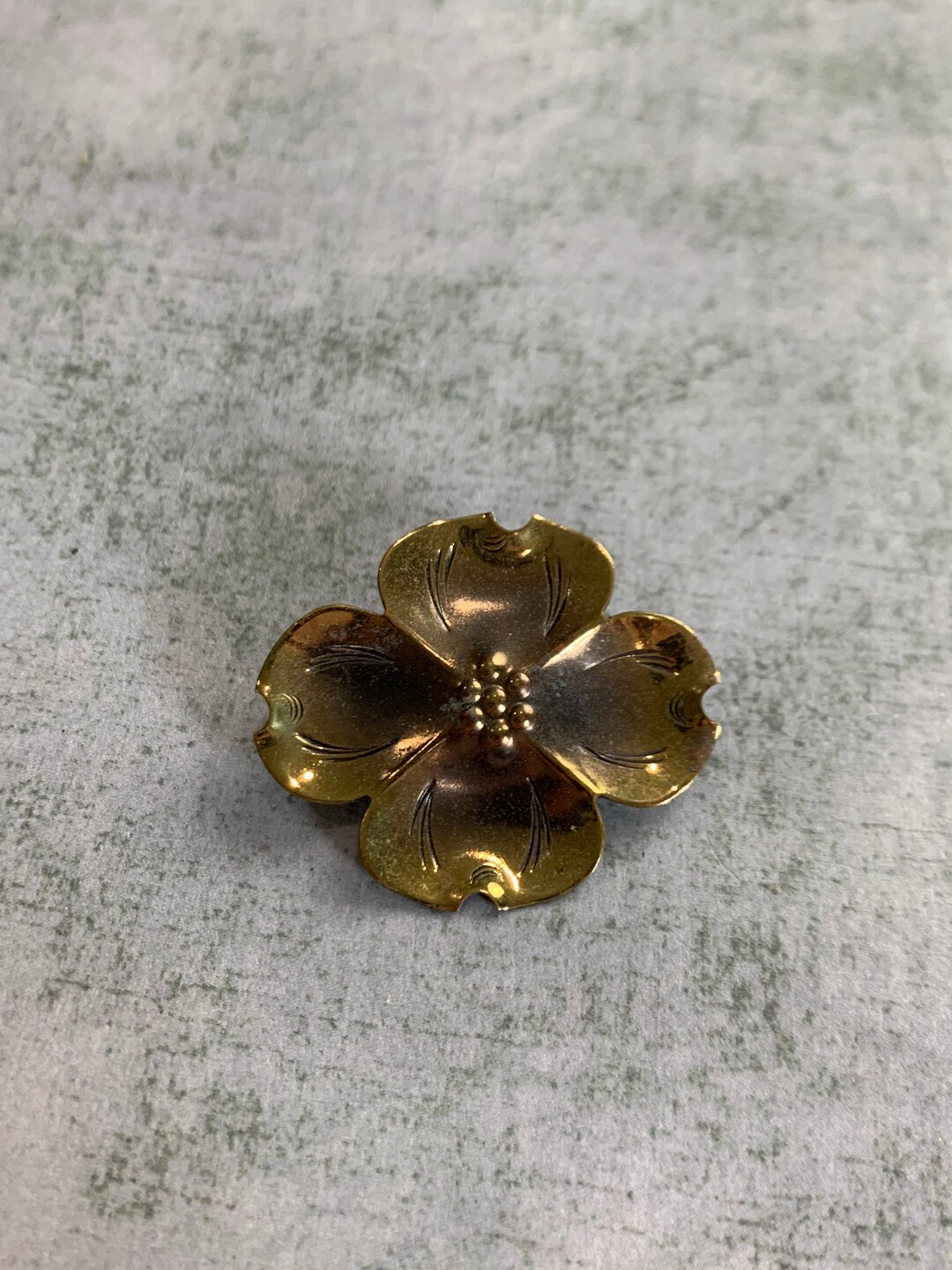 Vintage Stuart Nye Gold Tone Dogwood Flower Brooch - Etsy