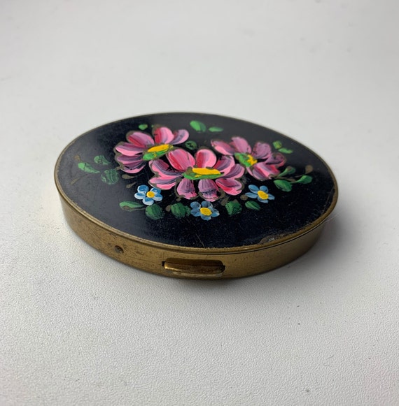 vintage painted powder - Gem