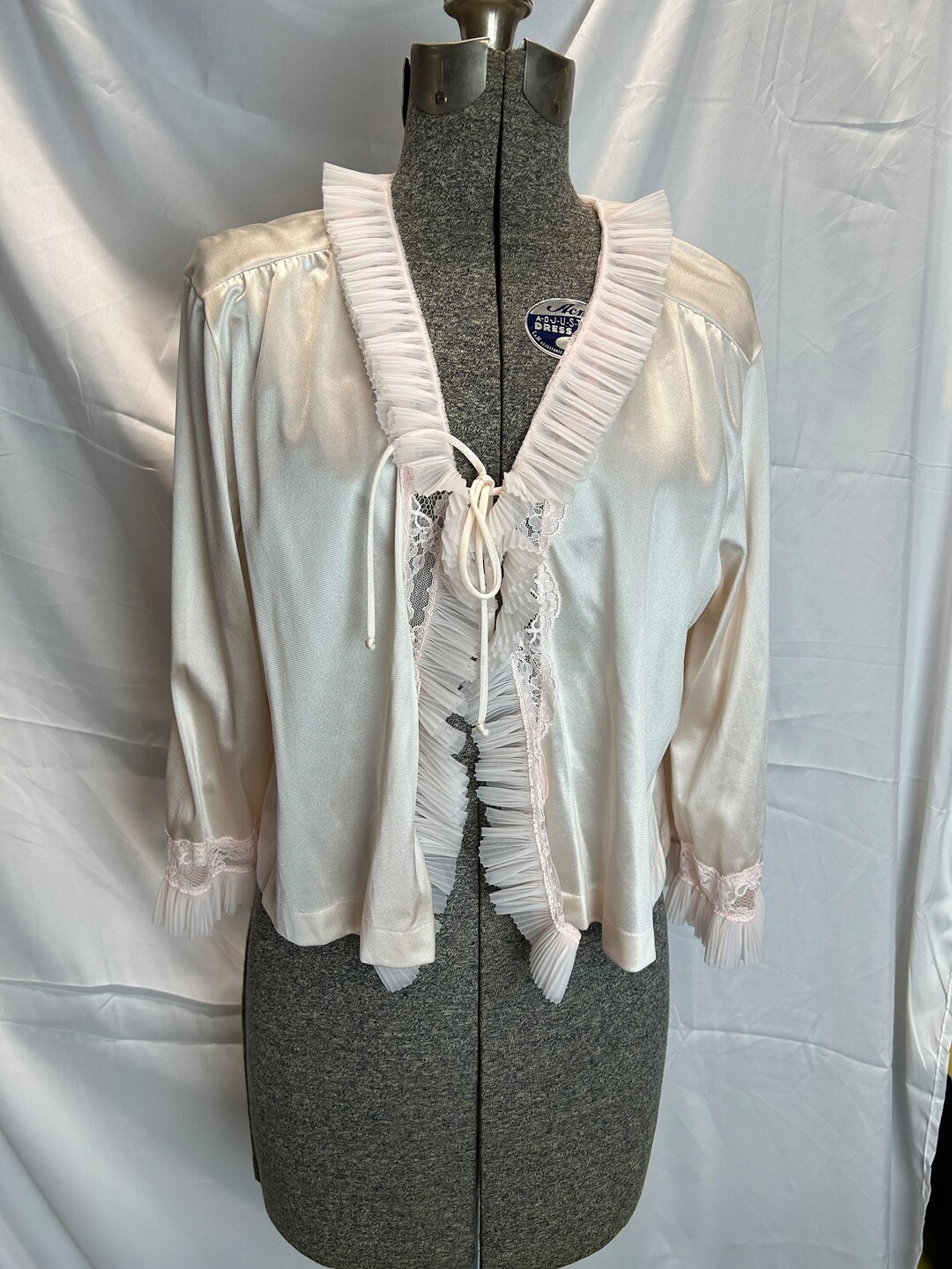 Vintage Jolie Two Pale Pink Ruffled Bed Jacket Long Sleeve Size Medium ...