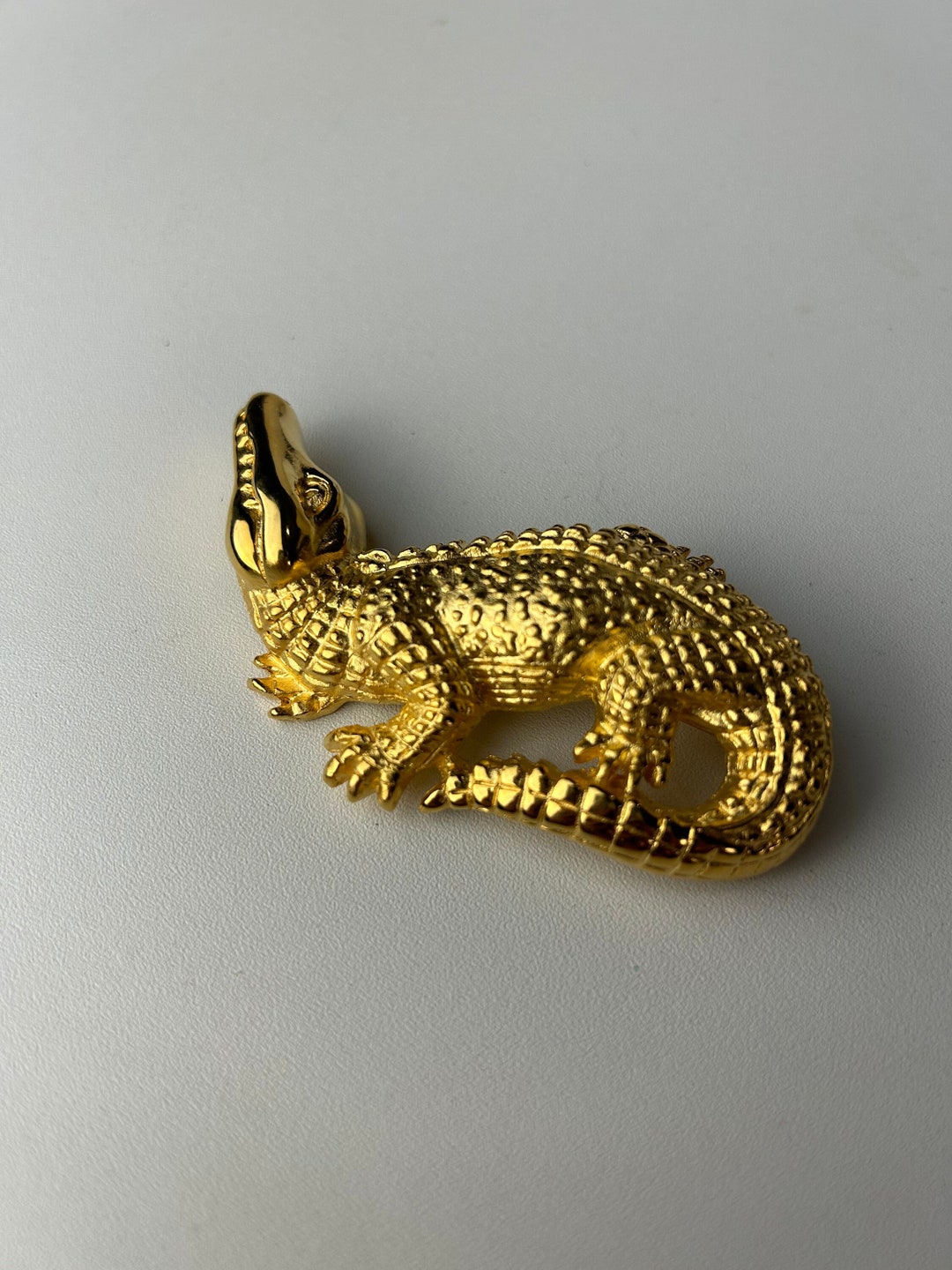 Vintage Doreen Ryan Alligator Matte Gold Tone Brooch - Etsy