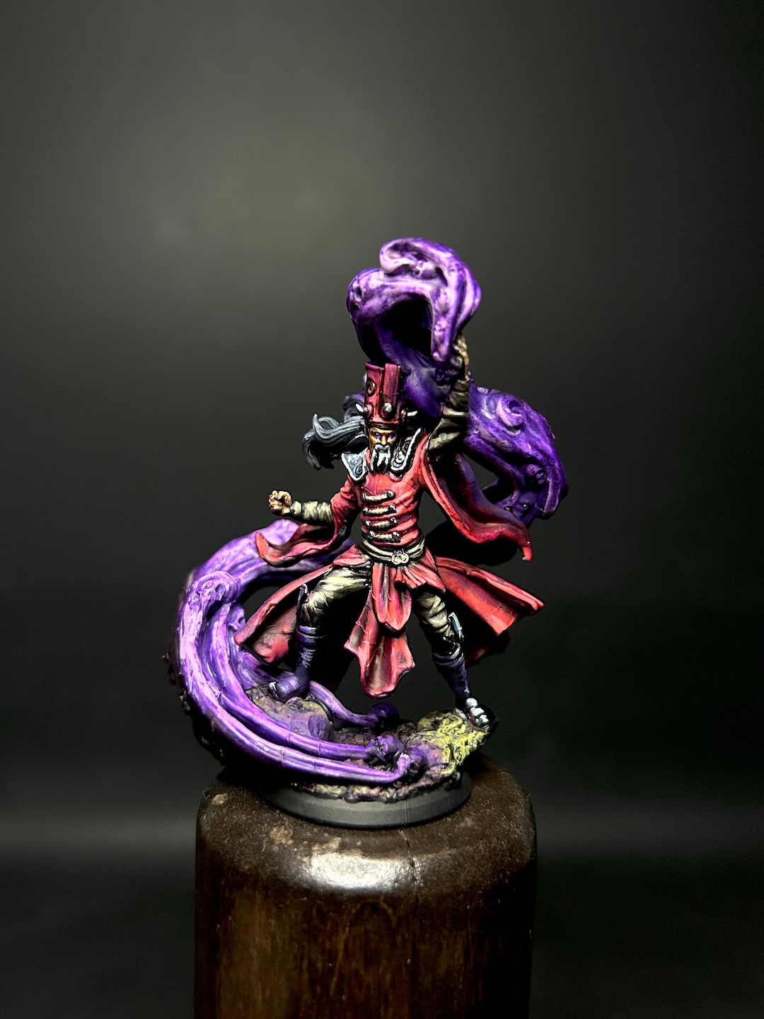 Wizard / Mage / Sorceror / Miniature / Dungeons and Dragons / Dnd ...