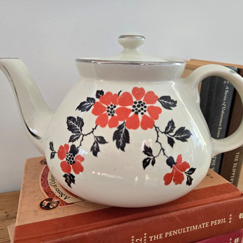 Red Teapot - Etsy