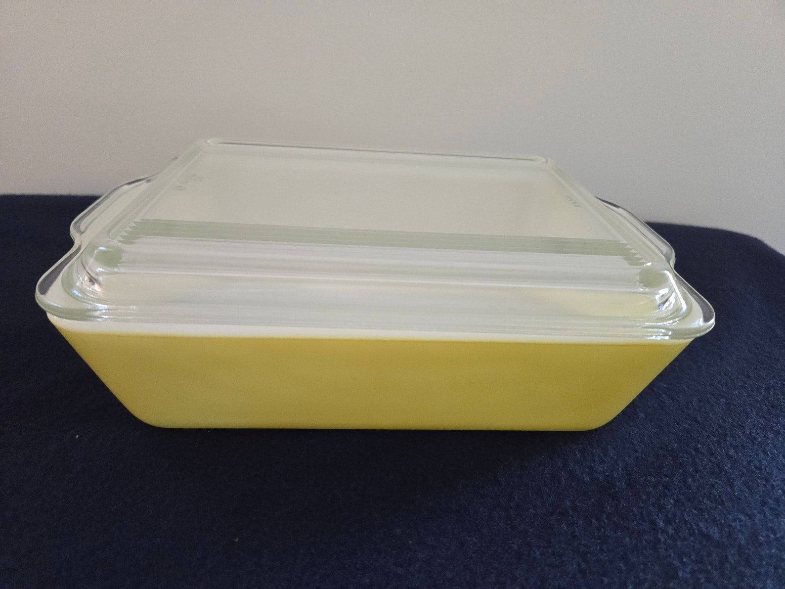 Pyrex Yellow Casserole Dish VINTAGE With Perfect Lid Manufactured by ...