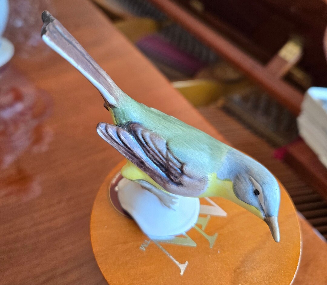 Goebel Yellow Wagtail Porcelain Bird Figurine West Germany CV 32 4 ...