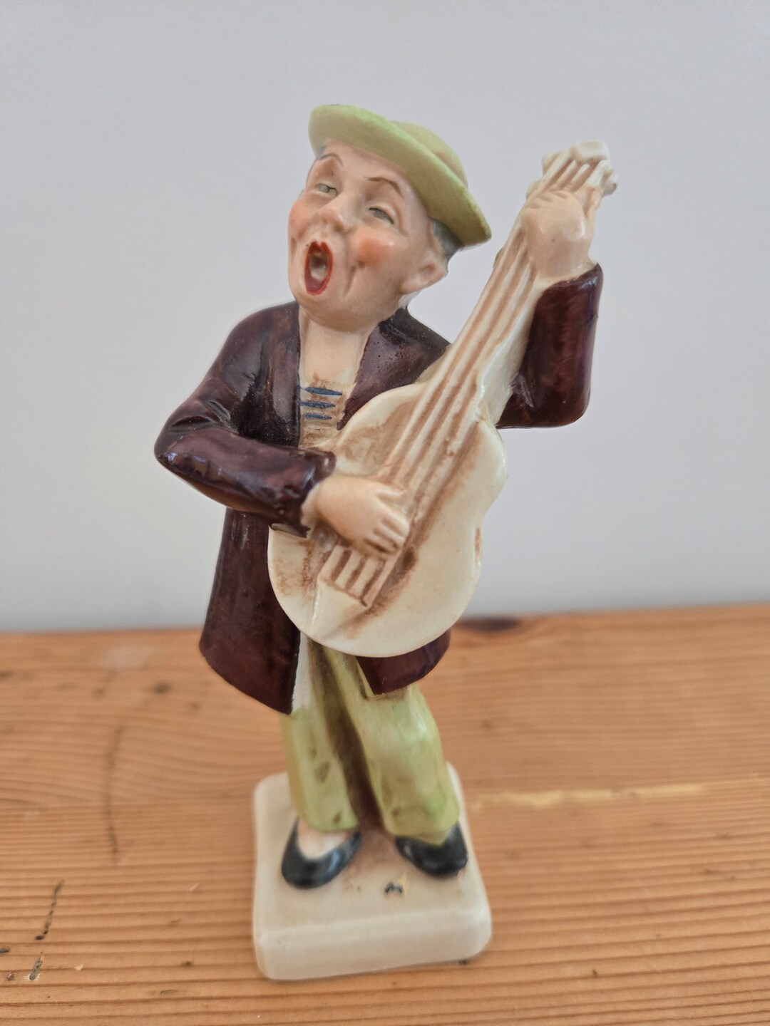 Small Vintage Street Singer With Guitar Figurine Made in Germany 20400 ...