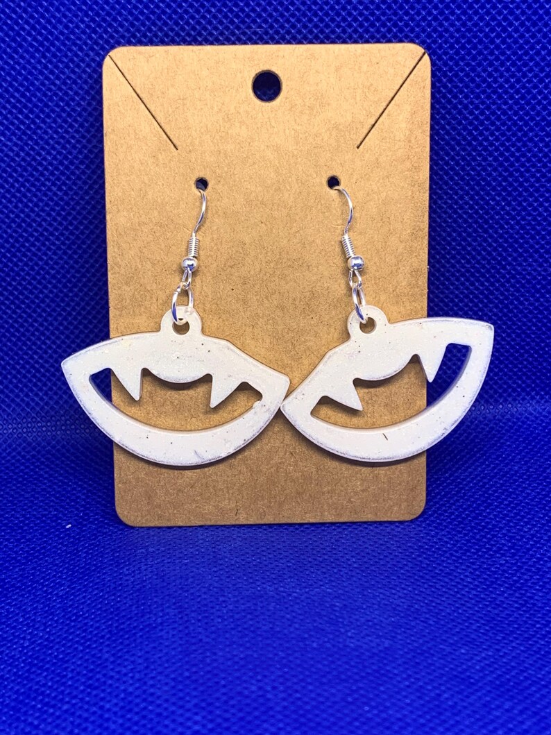 Vampire Mouth Earrings - Etsy