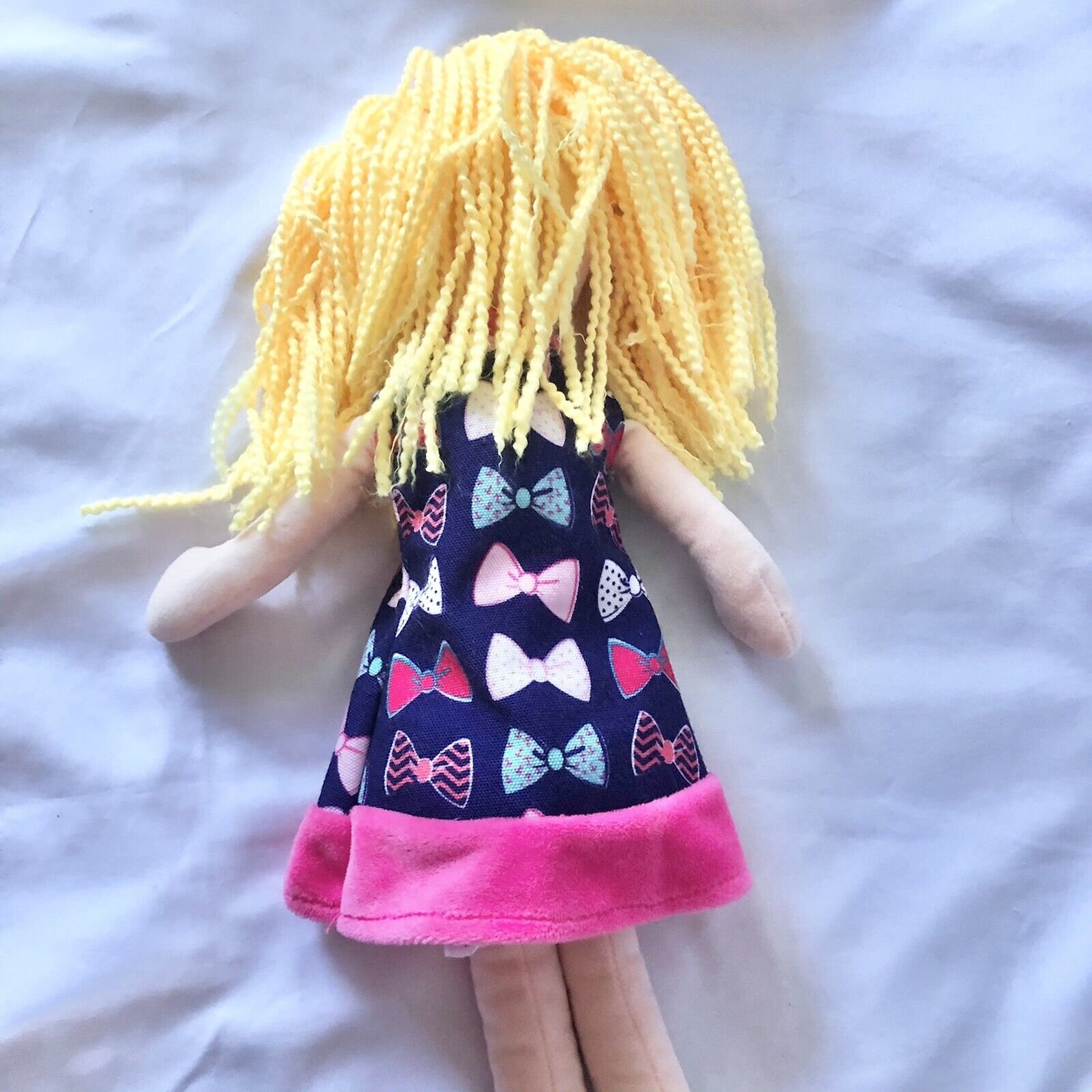 The Preppy Pelican Plush Abby Doll Blonde Hair Bow Tie Party Dress 17 ...