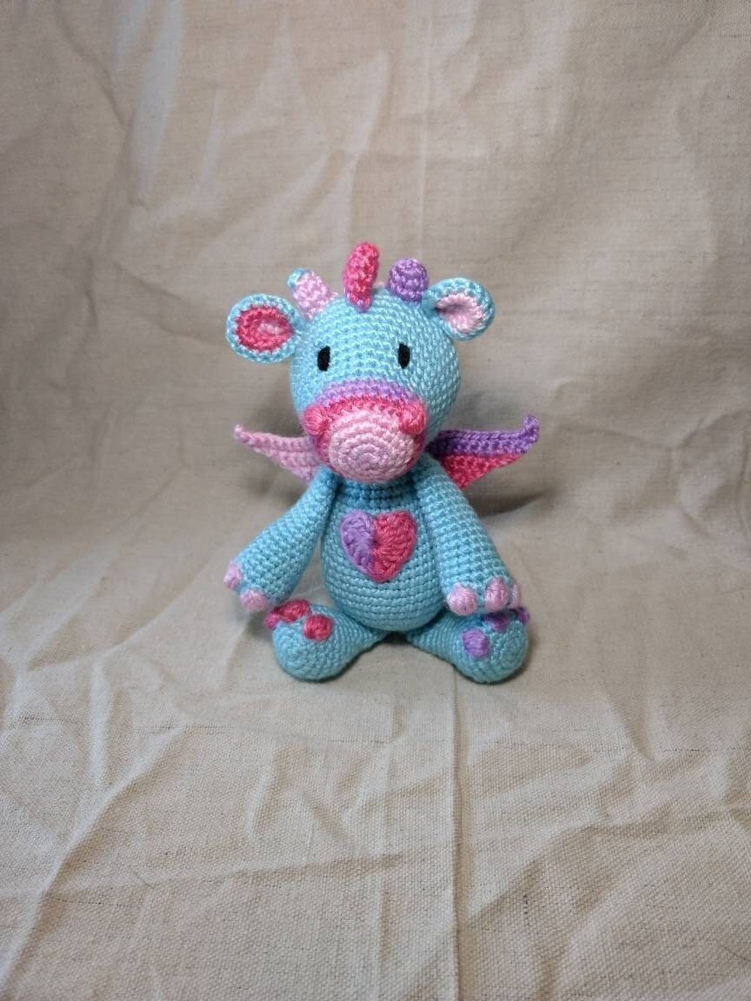 Adorable Dragon avec Heart Tummy Dragon Rose vif ou Vert Menthe Crochet ...