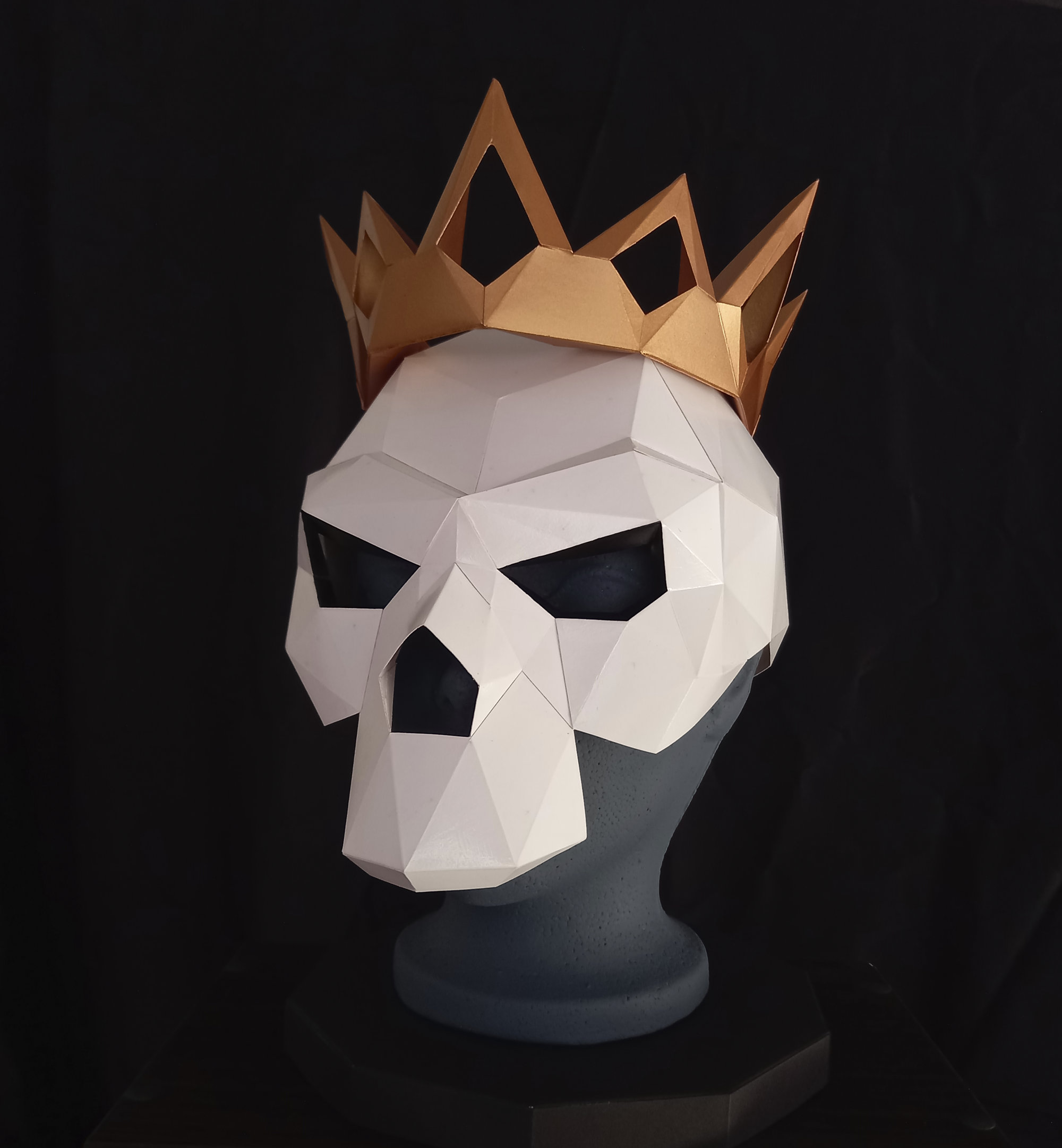 Skull King Mask 3D, Papercraft Template, Low Poly Paper Mask, Halloween ...