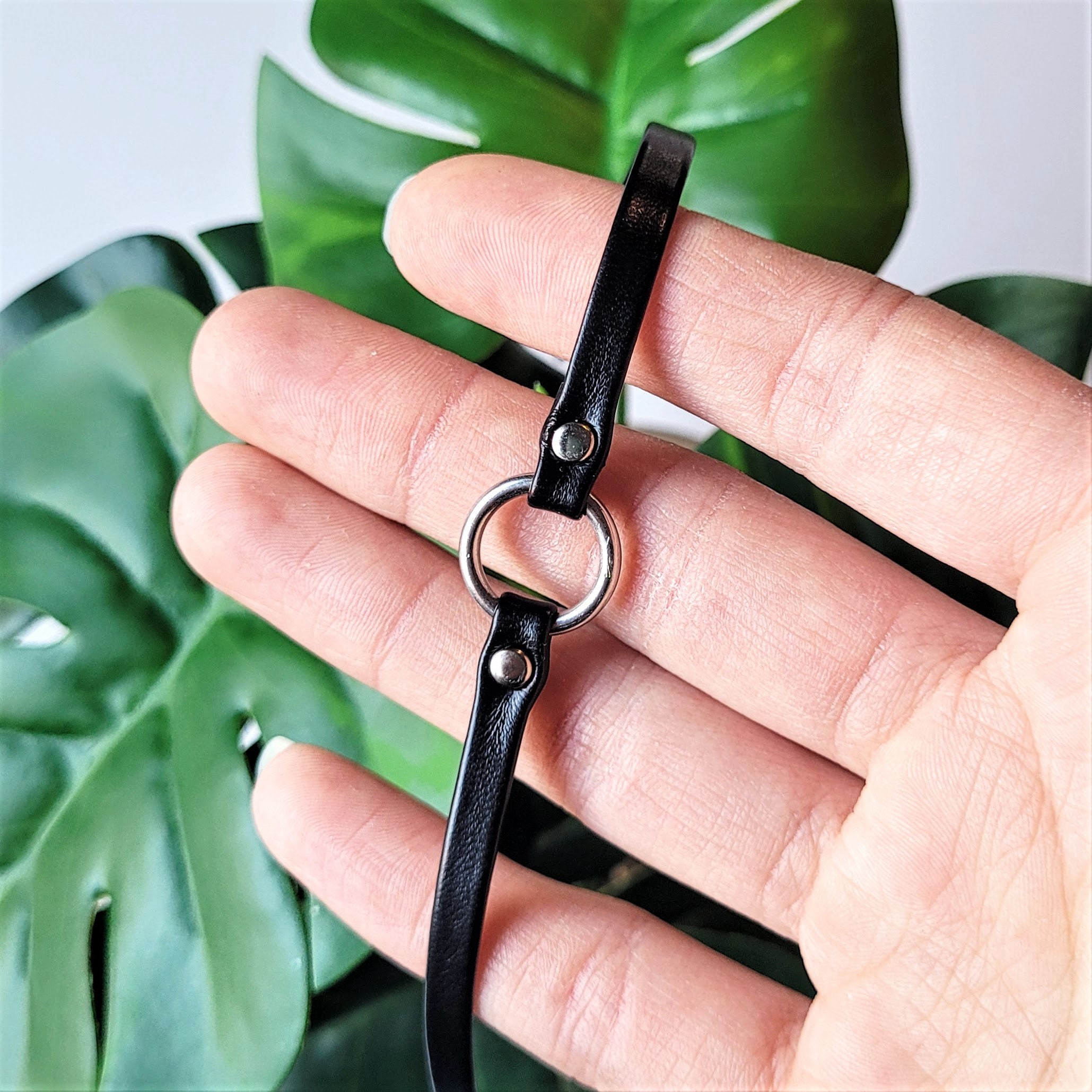 Black O Ring Choker Thin Vegan Leather Choker Gothic - Etsy