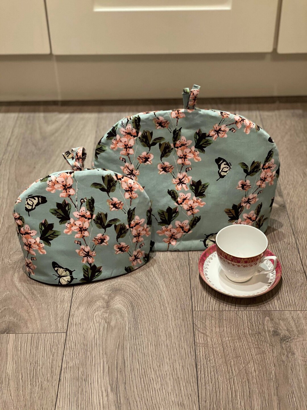 TEA COSY Teapot Cover for a Cottage Retro Kitchen Sage Green Flower ...