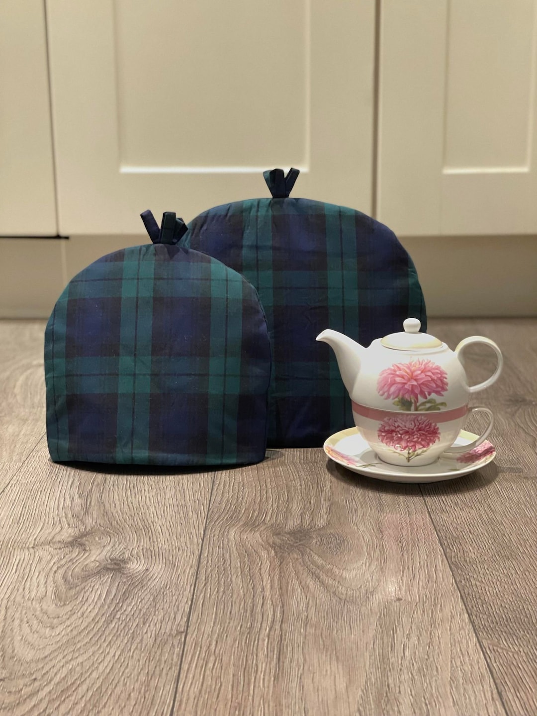 TEA COSY Teapot Cover for a Cottage Retro Kitchen Green Blue Black ...