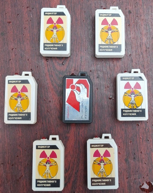 NEW Tiny Keychain Biri-1 Бири-1 Dosimeter Radiometer Geiger Counter ...